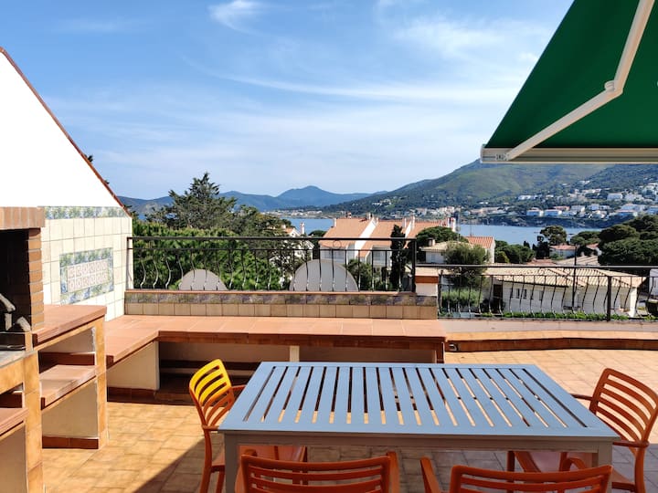 Penthouse, Terrace 45 M2 With Barbecue And A Postcard In Front Of The Eyes! - Llançà