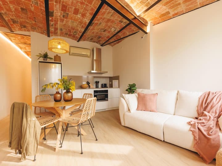 Bravissimo Calderers Nou, 2 Barri Vell Apartmen... - Girona