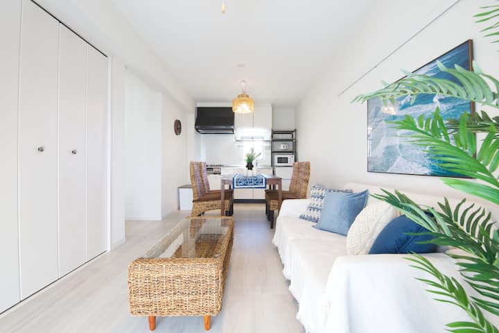 Takaaya's Apartment Wifi | 10-minute Drive To The Airport, 1-bedroom Apartment Za048 - 沖縄県