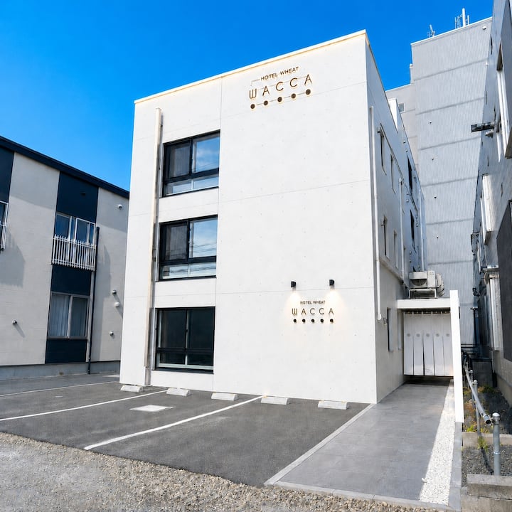Free Parking For 3 Cars (First-come, First-served)/9 Minutes On Foot From The Subway/hotel Whaet Wacca (W, Ww0. - Sapporo