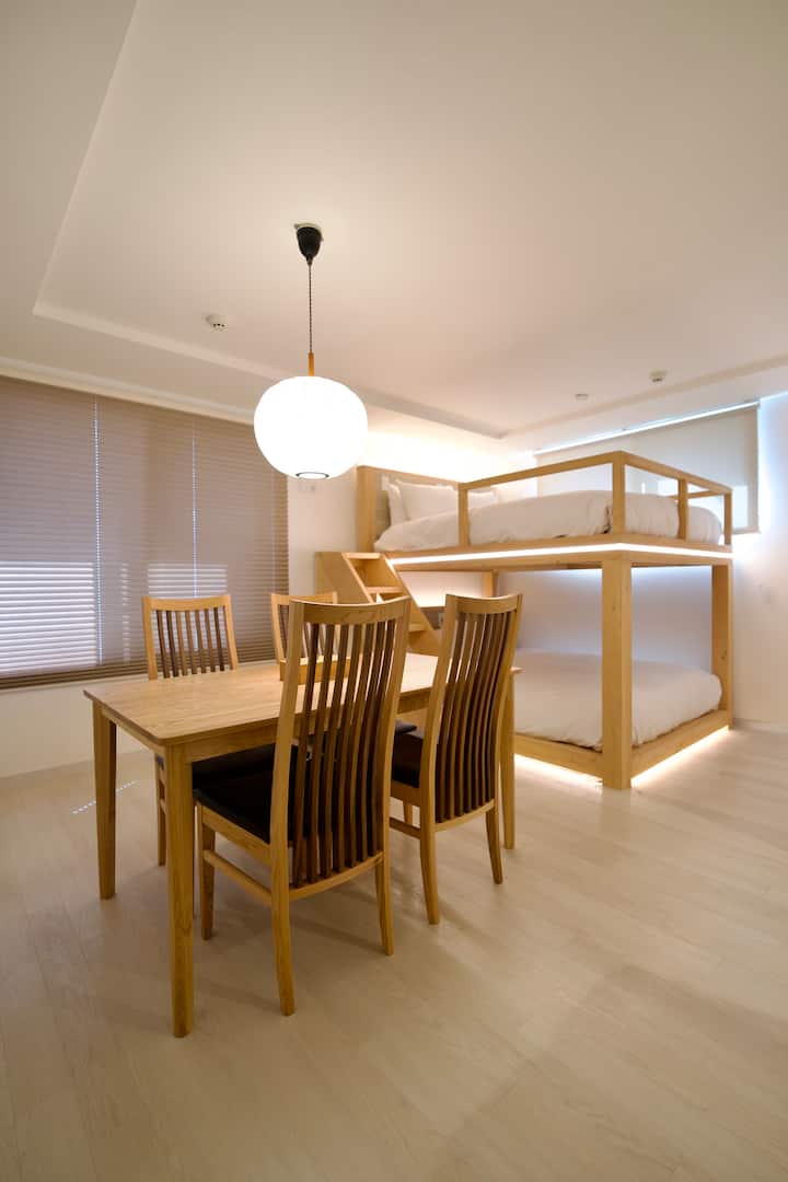 A 5-minute Walk From The Station / Grand Success Kita 6-jo (G6), G6 102 / Maximum Of 4 Guests / Modern Japanese-style Room - Sapporo