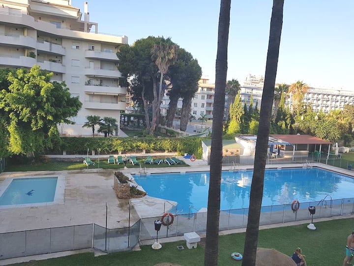 Puerto Marina, Apartment With Double Bed And So... - Benalmádena
