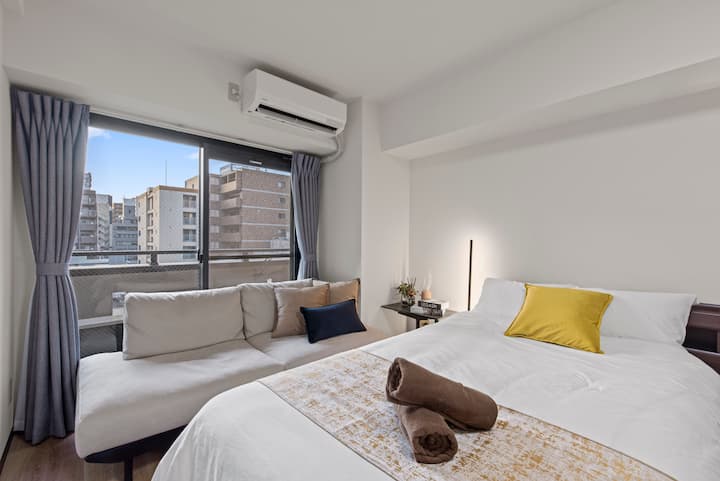 One Direct Train To Namba And Umeda!you Can Also Enjoy Supermarkets, Cafes, And Gourmet Restaurants Near The House!, The Closest Station. - Osaka, Japan