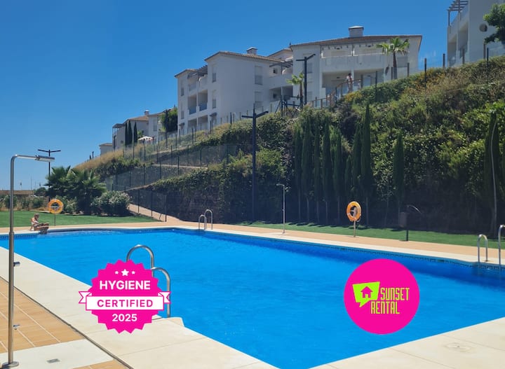 Charming Apartment With Seaview And A Pool - Manilva