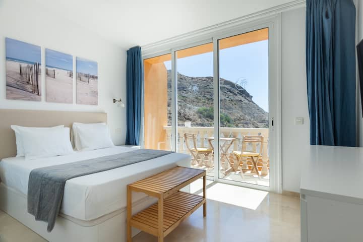Florin's Apartments, Apartmentvilahugo/jacuzzi/... - Mogán