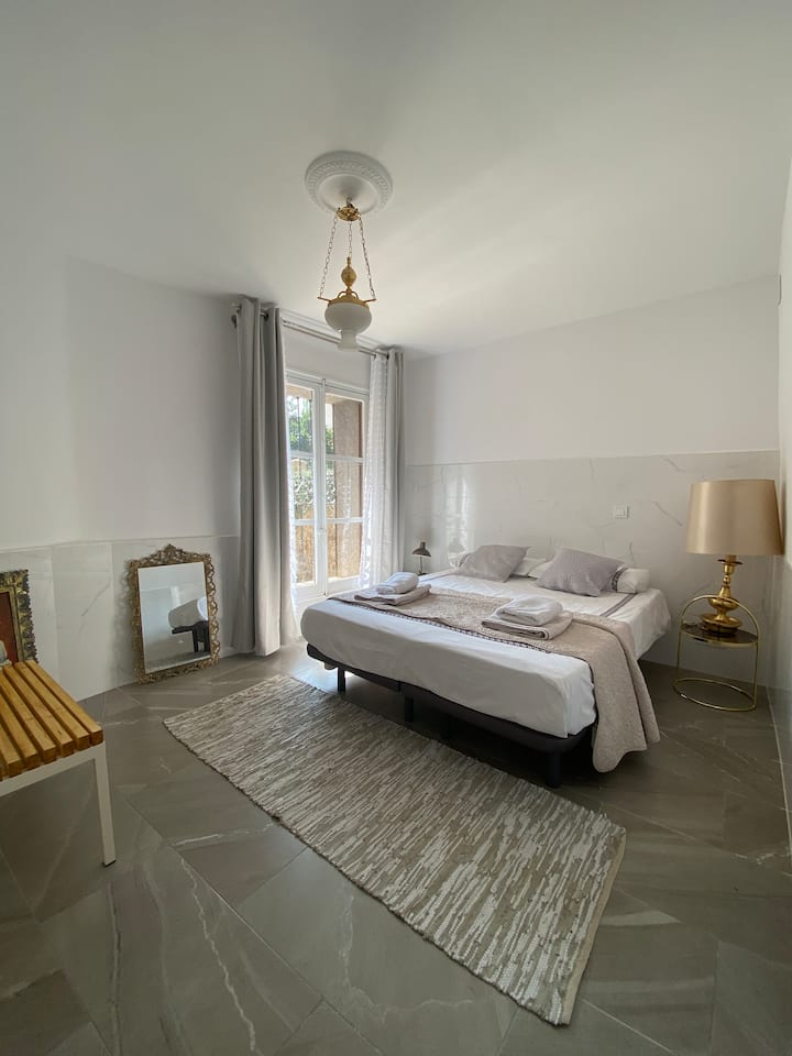 Historic House In Toledo With Courtyard, Terrace And Views. - Toledo