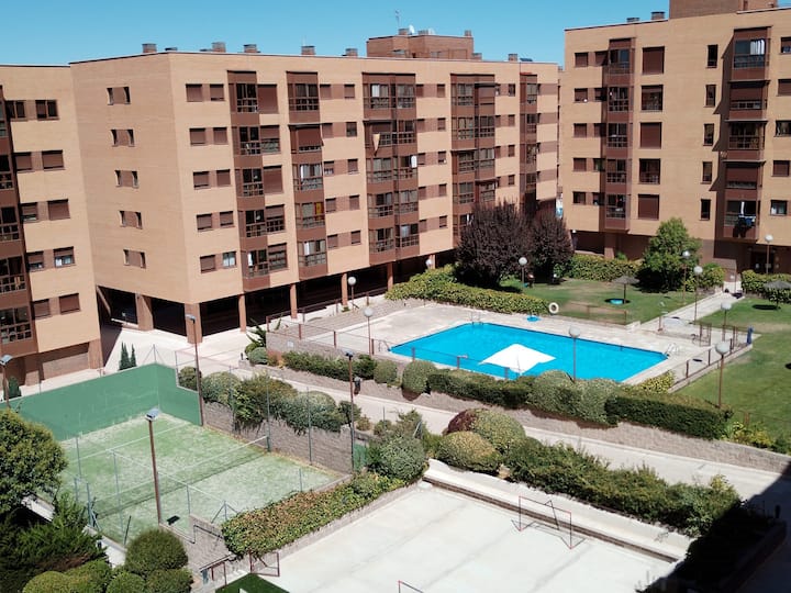 Apartamentos De Carlos 1, Apartment With 2 Beds... - Torrejón de Ardoz