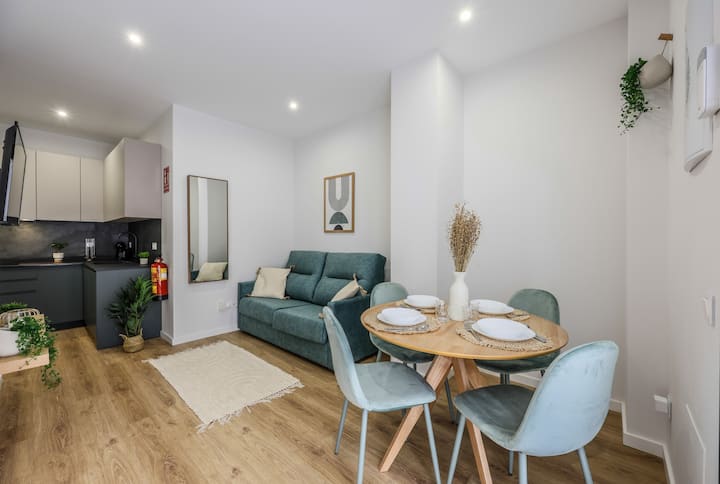 Apartamentos De Rentitup Logement Peut Accueillir 6 Personnes, ... - Madrid