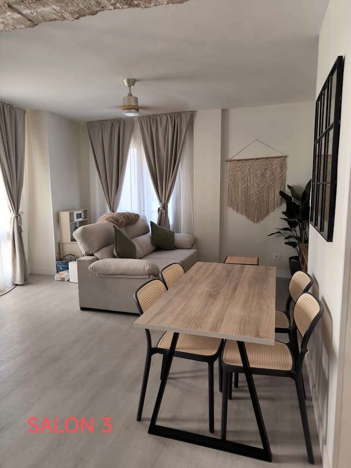 Crispin Apartments, Apartment Samantha - Castejón