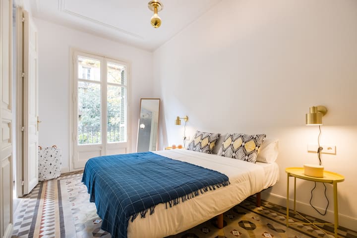 Apartamentos En Eixample , Modernism And Luxury... - Barcelona