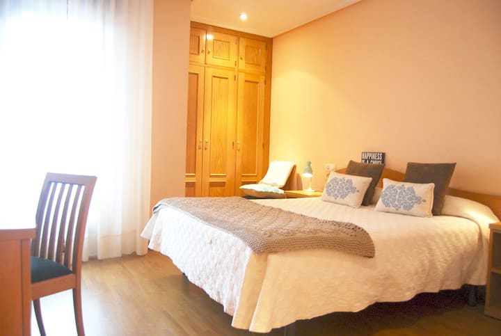 Apartamentos, Apartamento Cómodo 4 - León