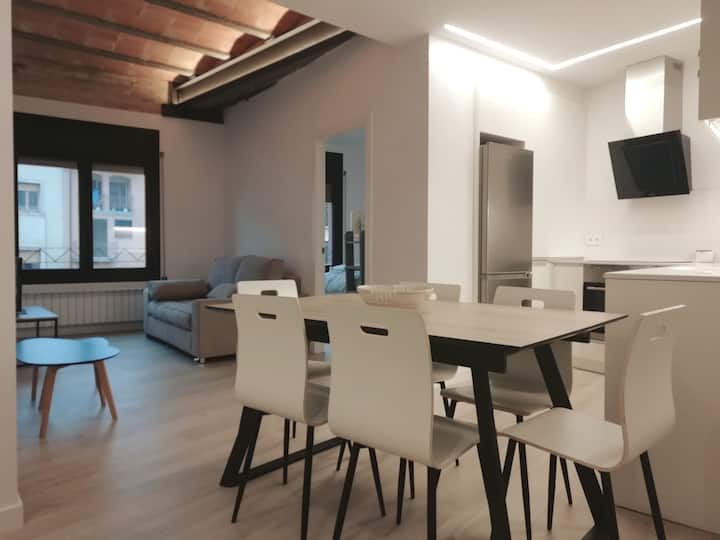 Agustí's Apartments In The Center Of Vic, Les Tinto... - Seva