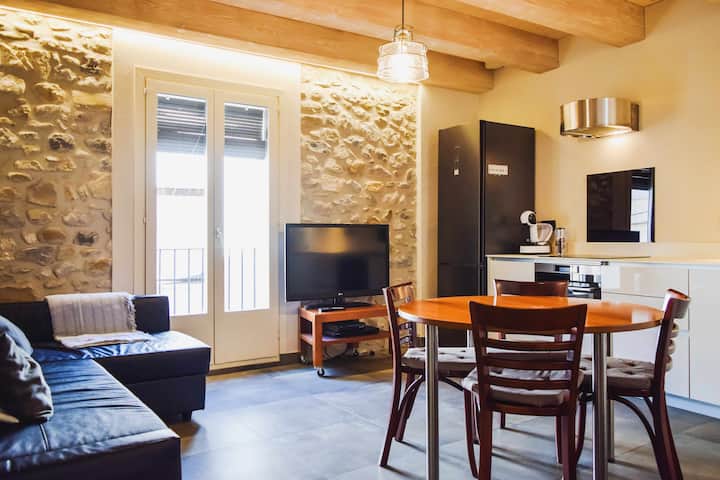 El Call Accommodation, El Call - L'estudi - Besalú