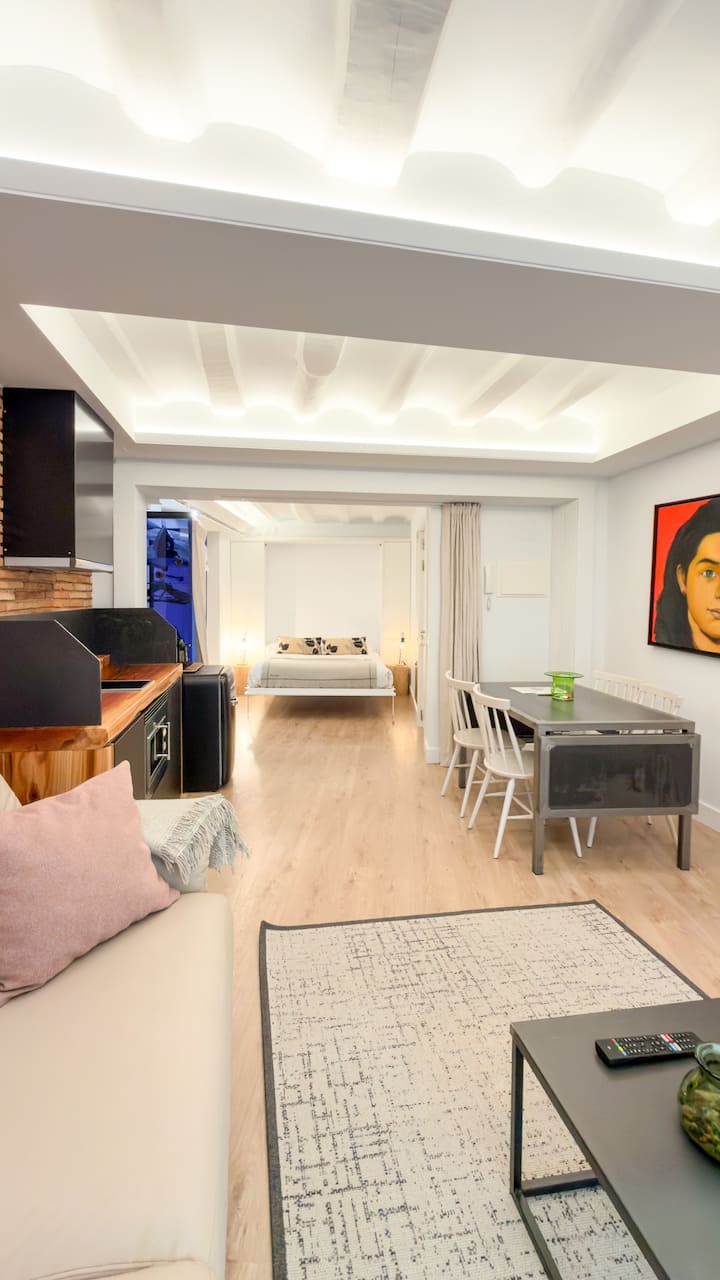 Alejandra's Apartments, Two-bed Apartment. - Logroño