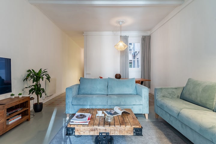 Apartamentos De Kurt, Amazing Gran De Gràcia - L’Hospitalet de Llobregat