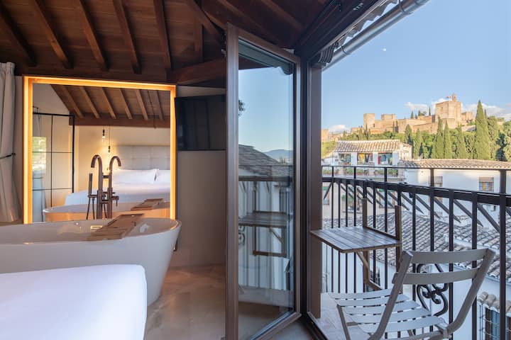 Calm Suites Babole, Deluxe Studio - Design And Comfort. - Granada