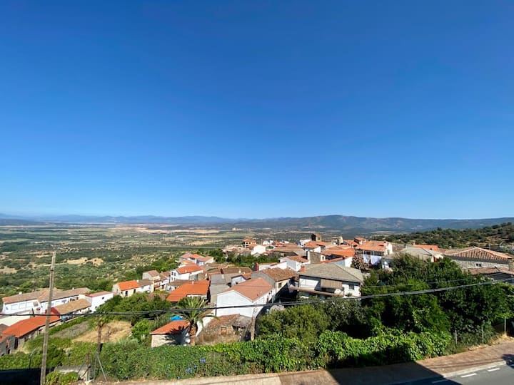 Apartamento El Mirador De Segura Vista Valle - Aldeanueva del Camino