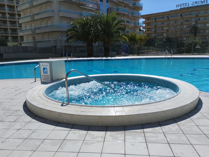 Eva Apartments. Parking Included. Apartment. - Salou