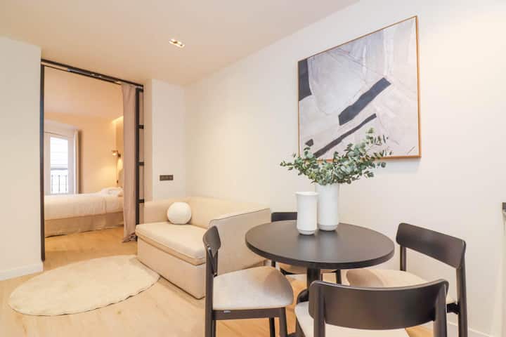 Apartamentos De Yilin Centro De Madrid, Apartamen. - Madrid