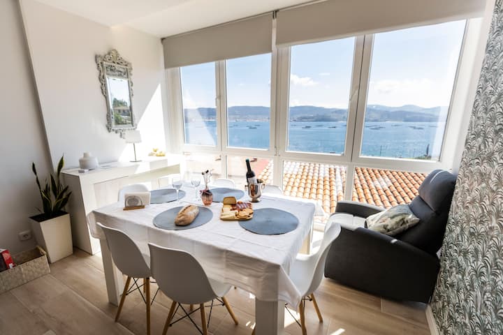 Rosa Apartments, Santanalodge  500 Metres From The Beach And... - Combarro