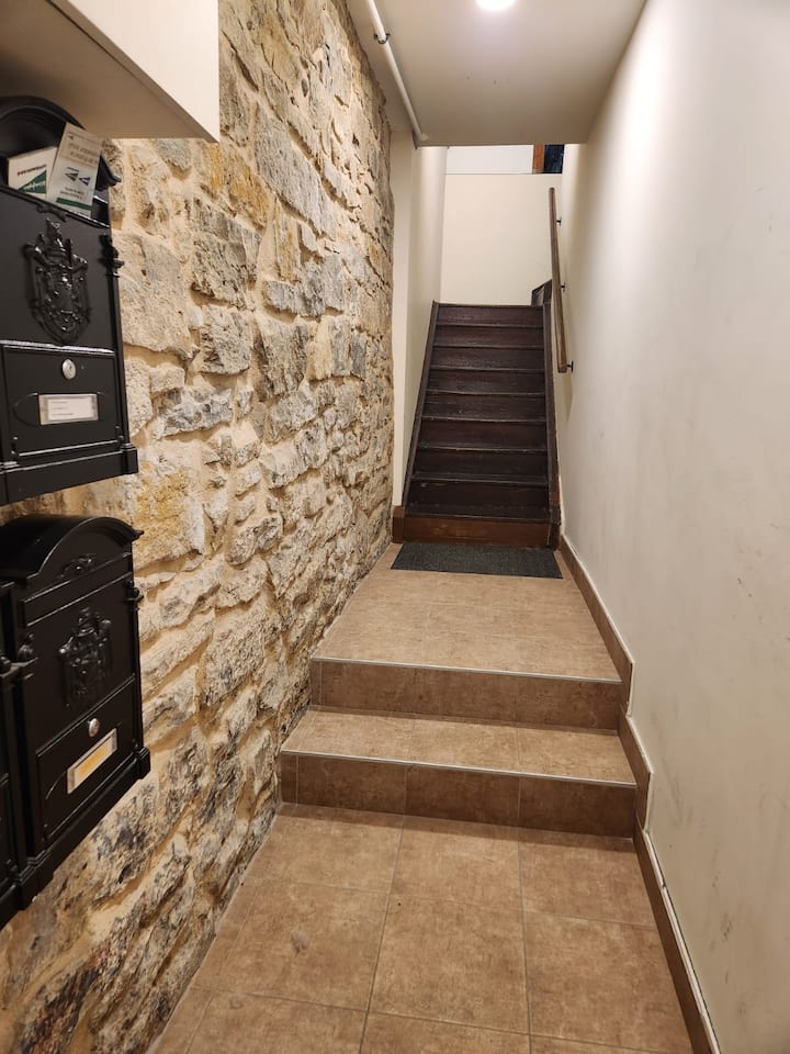 Apartamentos De Jesús - Pamplona, Spain