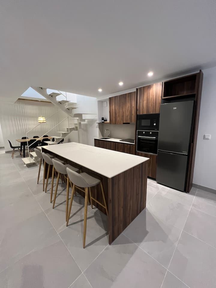 Apartamentos De Israel En El Postiguet, Apartamen. - Alicante