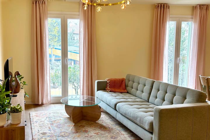 Historic Apartments With Park Views - Bermeo