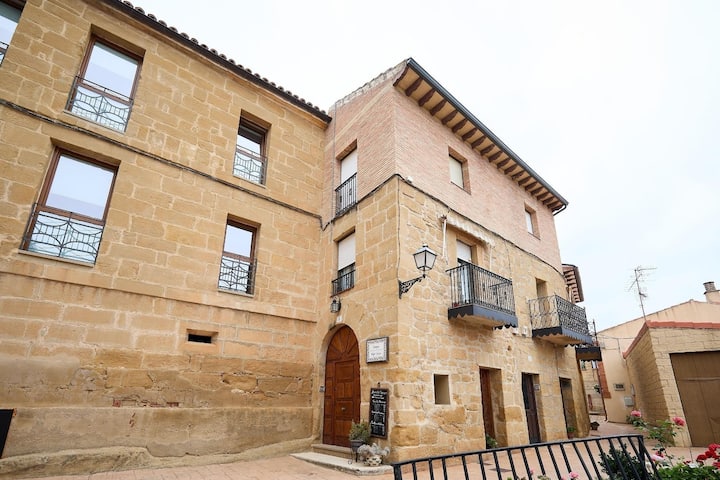 Renée's Apartments - La Rioja, España