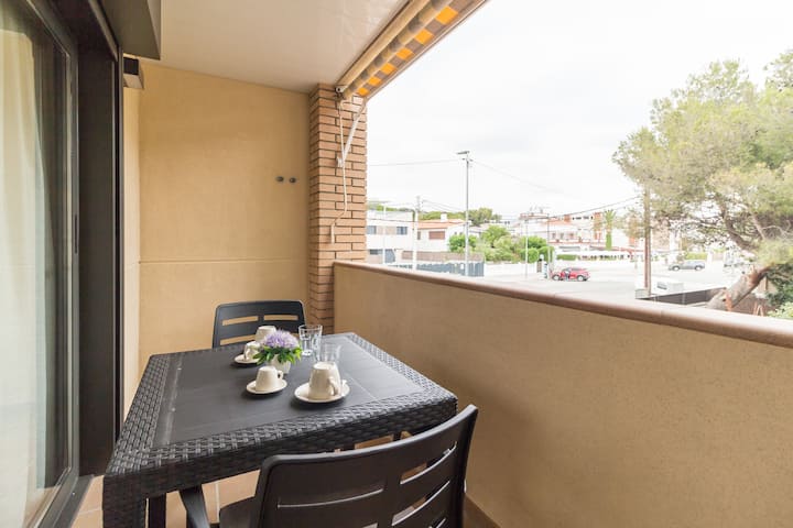 Mar Plana, Apartamento Con Cama Doble Y Sofá Cama - Castelldefels