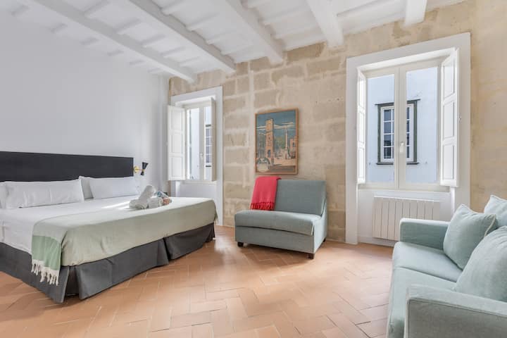 Suite 1 - Mahón