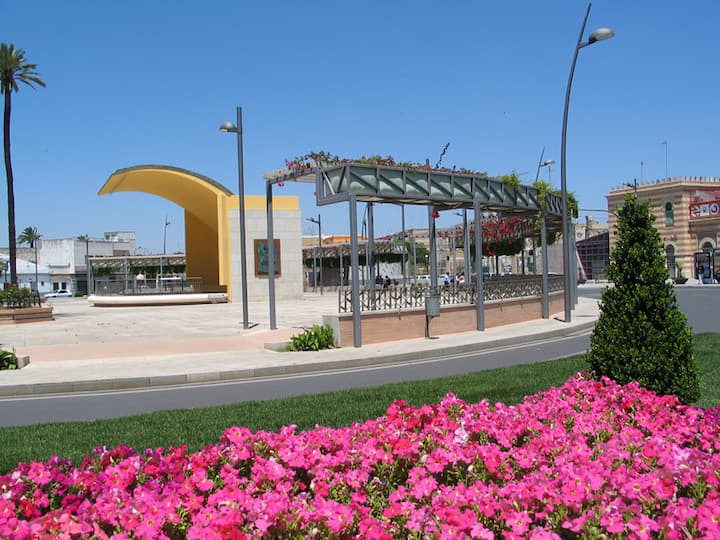 Apartamentos De Adela, Apartment With Double Bed... - Utrera