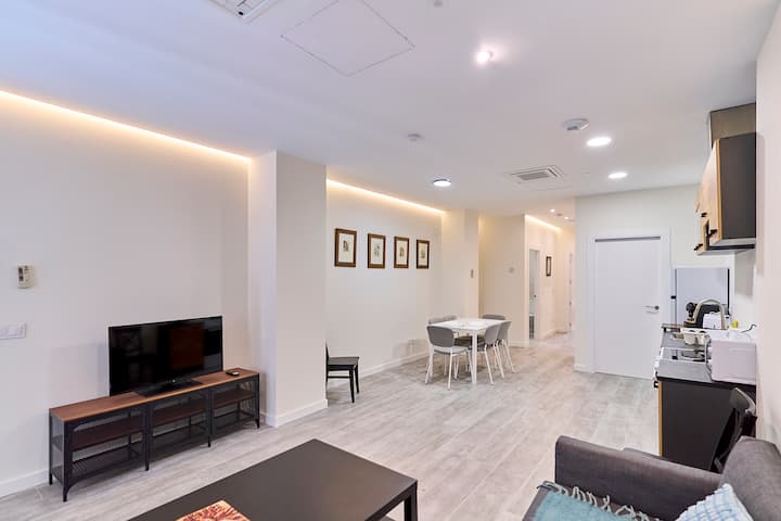 Catedral Palace, One-bedroom Apartment - Valladolid