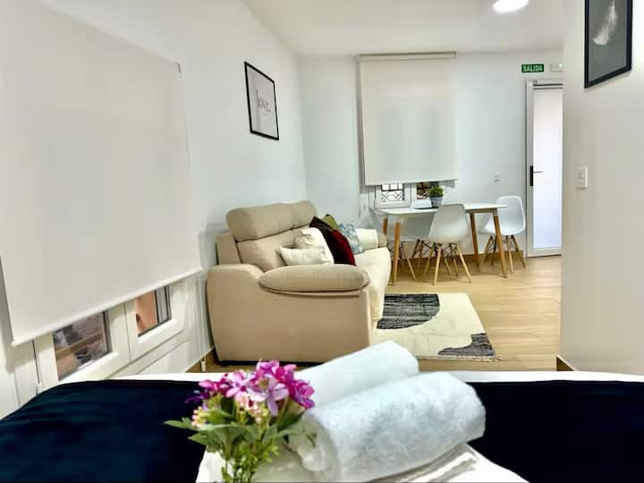 Movistar Arena Wizink, Apartment A - Madrid