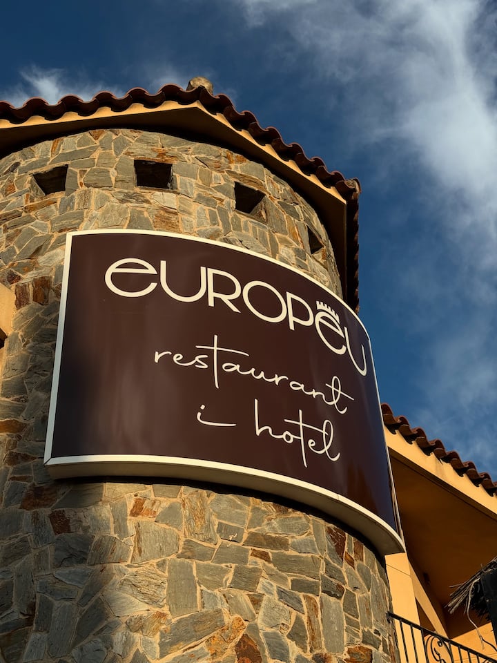Hotel Restaurant Europeu - Ripollet