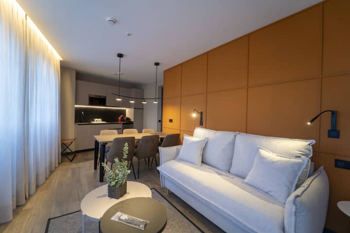 Heritage Suites Oviedo, Apartamento De 2 Dormitor. - Oviedo