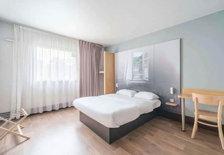 B&b Hotel Besançon Chateaufarine - Besançon