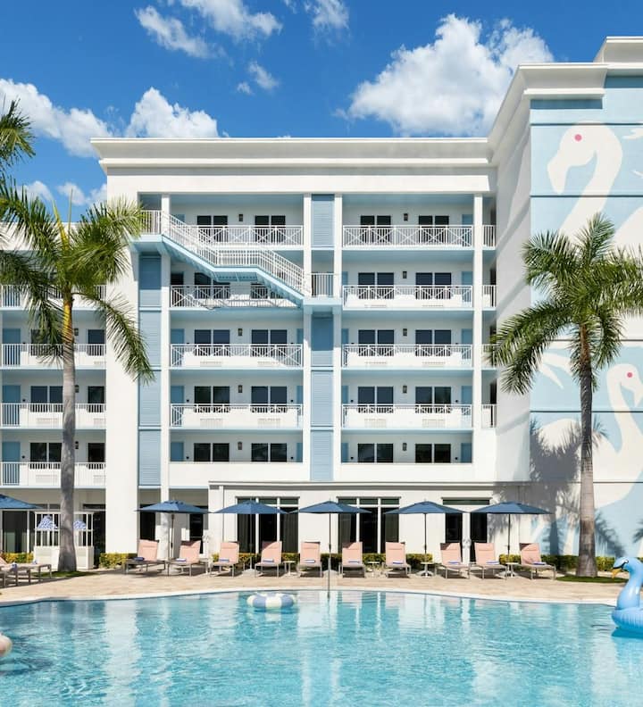 Blue Flamingo Resort Key West - Key West, FL