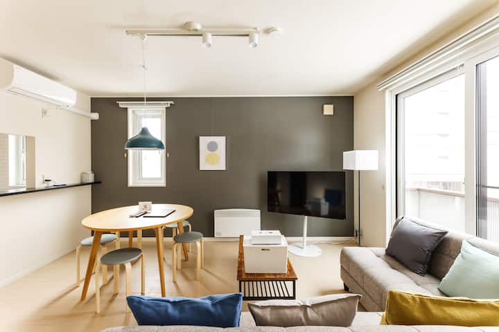 Brie St | Right Next To Kita-sanjuyonjo Station On The Nanboku Line Subway, Family Apartment A1 - Sapporo