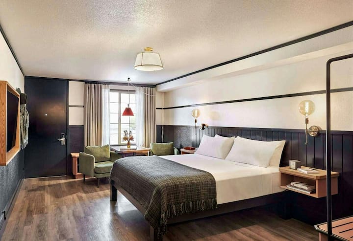 High Country Motor Lodge - Flagstaff, AZ