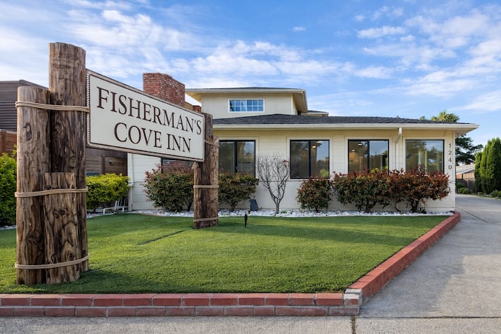 Fisherman's Cove Inn - Monterey, CA