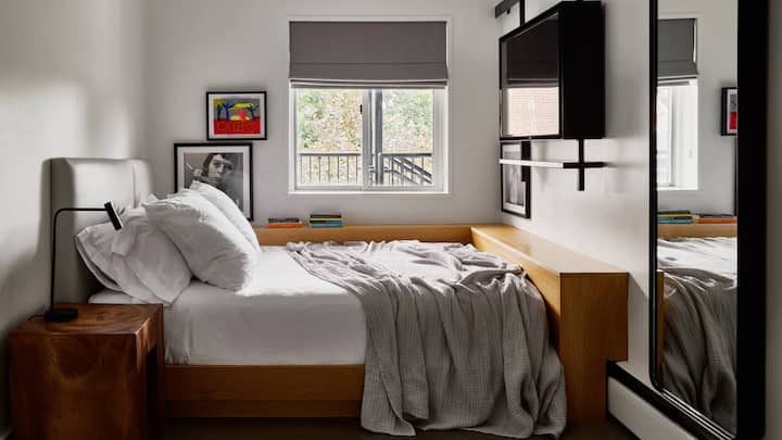 Bluebird Spa City Motor Lodge - Saratoga Springs, NY