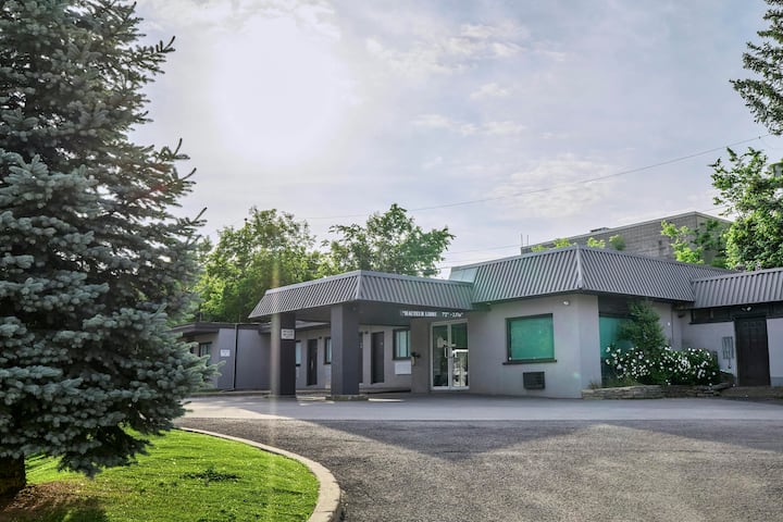 Motel Newstar Laval - Montreal