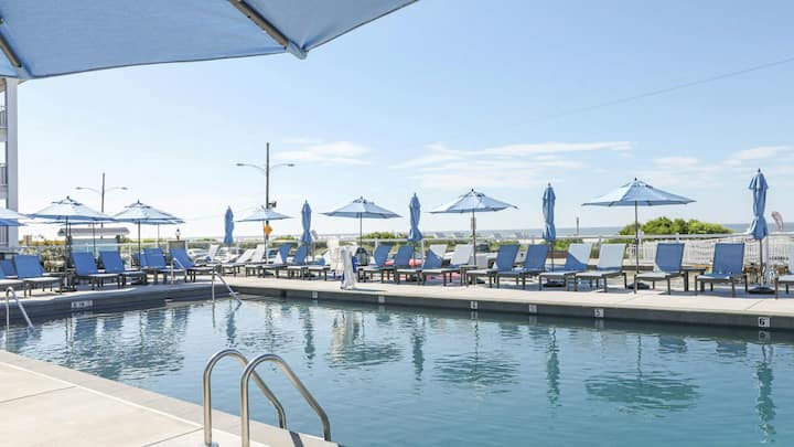 Sandpiper Beach Resort - Cape May, NJ