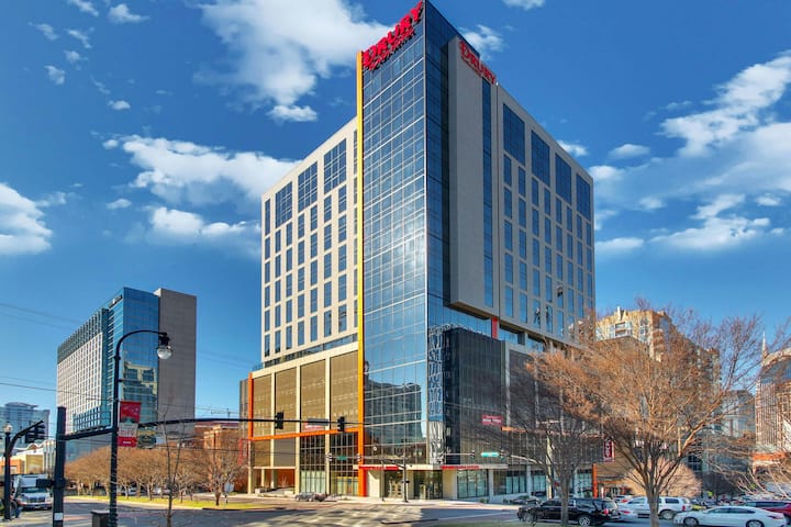 Drury Plaza Hotel Nashville Downtown - Nashville, TN