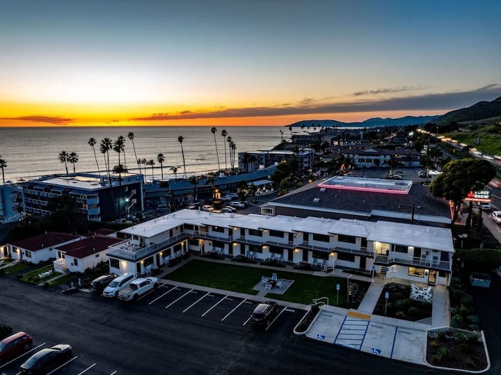 Tides Oceanview Inn & Cottages - Pismo Beach, CA