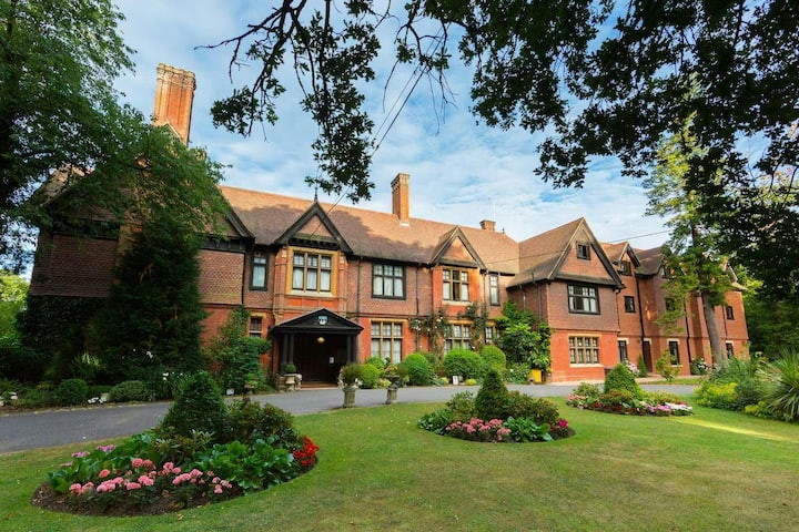 Stanhill Court Hotel Gatwick - Redhill