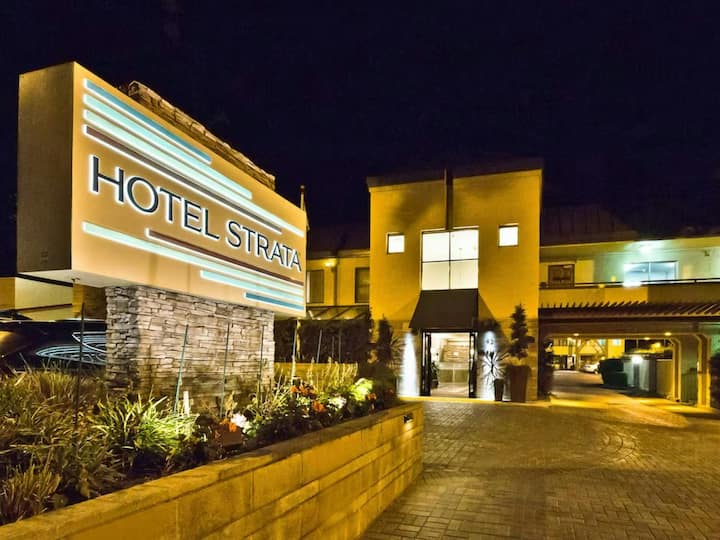 Hotel Strata - Mountain View, CA