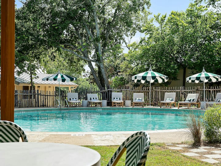 The Meyer Hotel - Comfort, TX