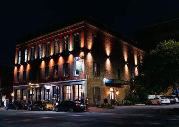 East Bay Inn, Historic Inns Of Savannah Collection - Savannah, GA