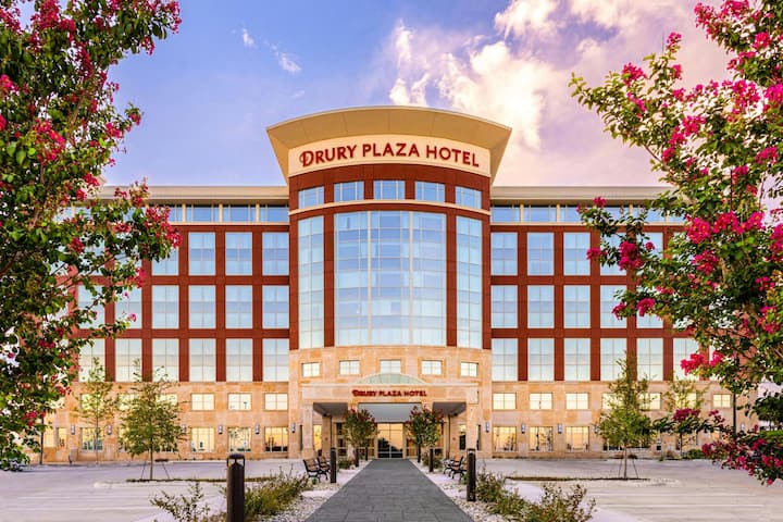 Drury Plaza Hotel Dallas Arlington - Arlington, TX